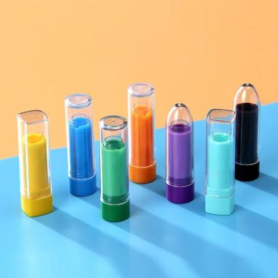 China 1g Capacity Lip Gloss Tube with Screw Cap Sealing and Customizable Design for Precise Application for sale
