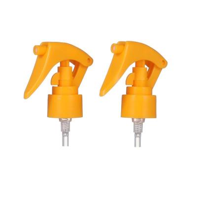 China 24/410 28/410 Button-type Mini Trigger Sprayer: Integrated Safety Lock, 0.25ml Precision Dosage for Personal Care for sale
