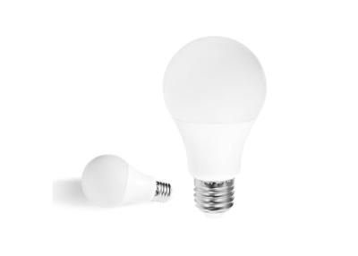 Cina Base economizzatrice d'energia di watt E27 B22 delle lampadine 7 di SMD LED nessun'interferenza di rf in vendita