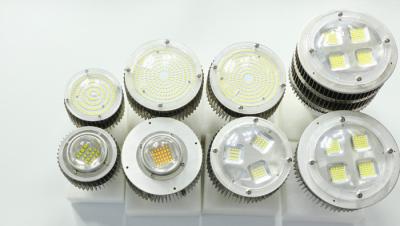 Cina Sostituzione di HalidBulb del metallo della lampada del magazzino della baia dell'alluminio LED delle alette alta in vendita