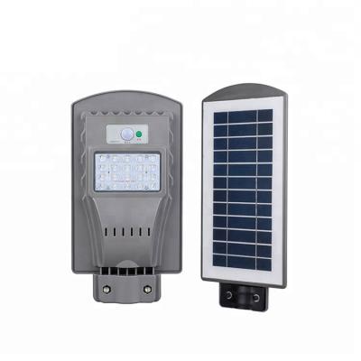 China Luz de rua solar integrada SMD alta do diodo emissor de luz do lúmen, luzes postas solares do jardim à venda