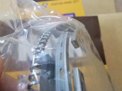 Cina Fasce elastiche di corrispondenza di NPR per KOMATSU 4D95 6D95 6204-31-2202 in vendita