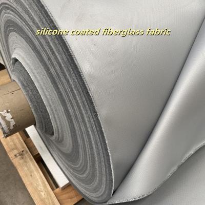Cina Tessuto rivestito di silicone di vetro elettronico con 50 m / 100 m Lunghezza di rotolamento 1 / 1,2 / 1,5 m Larghezza e 400 g / m2 Peso per resistenza alle alte temperature in vendita