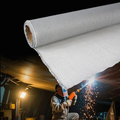 China 460 g/sqm 0.41 mm Heat-Insulated Fireproof PU Coated Fiberglass Fabric Welding Blanket Up to 1800C for sale