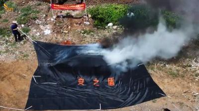 China Dual-Action Suntex Fire Blanket for EV Cars: Suppress Flames and Release Smoke Safely with Thermal Resistance 550℃/1000℃ for sale