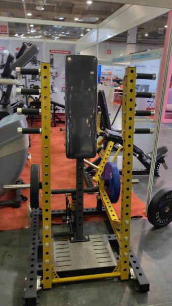 Quality Standing Chest Push Commercial Fitness Machine Strength Training Hip Thruster for sale