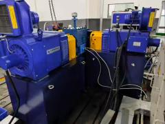 Hydraulic transmission system test bench