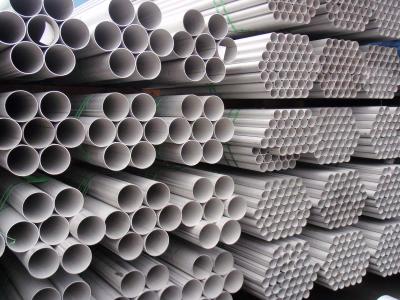 China O tubo de aço inoxidável soldado da tubulação expulsou 201 202 430 304 4500mm para a construção à venda