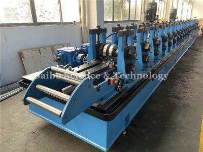 Cina 2.5 mm Spessore di acciaio guida rotaia macchina di formazione con 22 stazioni in vendita
