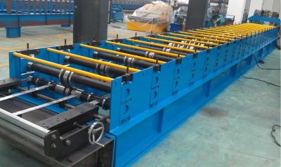 China Dach-Profil-Rolle IBR 686, die Maschine 0.3mm - 0.8mm Stärke bildet zu verkaufen