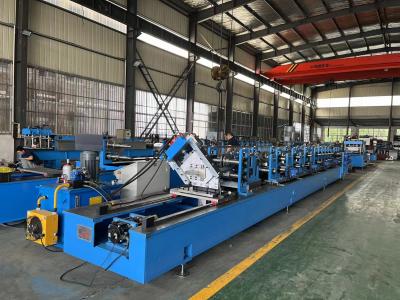 Cina Macchina per la formazione di rotoli a canale regolabile in C con circa 14 stazioni in vendita