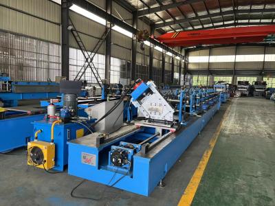 Cina Macchina per la formazione di rotoli a canale regolabile in C con circa 14 stazioni in vendita
