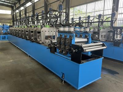 Cina 5T Decoiler idraulico Solar C Purlin Roll Forming Machine con 10 stazioni di punzonatura in vendita