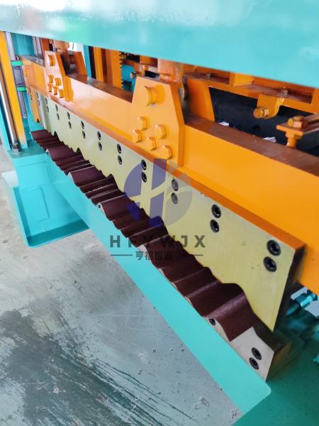 Quality High Precision 1020 Glazed Tile Roll Forming Machine With 16 Rows 4-6M/Min for sale