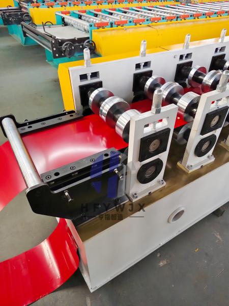 Quality 15-20m/Min Speed Automatic Metal Cladding Roll Forming Machine 30 Rows Forming for sale