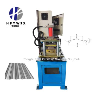 China High Speed Automatic Shutter Door Roll Forming Machine With PLC Control System And 16mm Wall Plate for sale