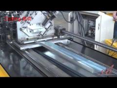Hydraulischer Decoiler-Rollen-Fensterladen-Streifen, der Maschine 550mm Stahlspulen-Breite macht