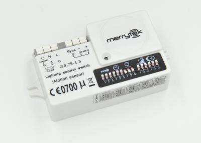 Cina alloggio di plastica del sensore di moto di 800W Dimmable con il DIP switch che mette MC022V C in vendita