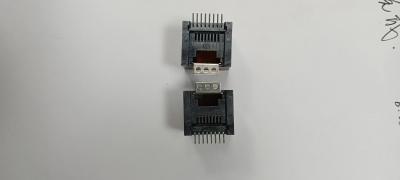 中国 単一の左舷保護されたSMT RJ45コネクターRの/A 50 U」金張りの接触ターミナル 販売のため