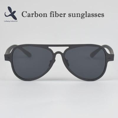 China Genuine Carbon Fiber Frame Sunglasses with Polarized Lens Carbon Fiber Eyeglasses for sale