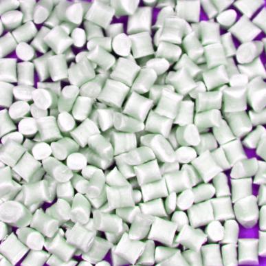 White PP plastic granules for household applications