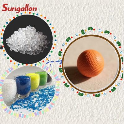 Китай Прямая поставка с завода высококачественного сырья TPE для игрушечных мячей, пригодного для литья под давлением, антивозрастные частицы с низкой остаточной деформацией при сжатии, оптом продается