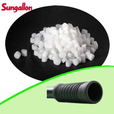 Китай TPE гранулы для индивидуальной твердости в ручках электроинструментов и автомобильных деталях. Доступен индивидуальный цвет. продается