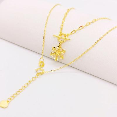 Exquisite 18kt Yellow Gold Mini Pendant Necklace