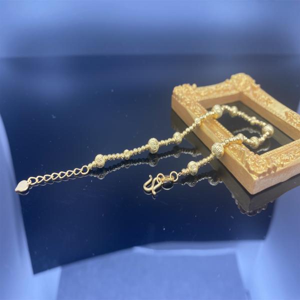 Quality Luxurious 18K Yellow Gold Heart Bracelet for sale