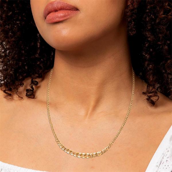 Quality Alluring 18kt Yellow Gold Pendant Necklace for sale