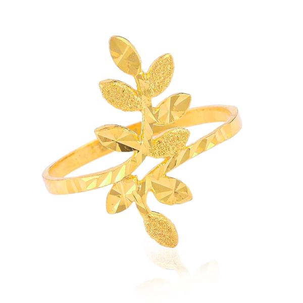 Quality 18kt Gold Wedding Ring: Where Luxury Meets Lasting Love for sale