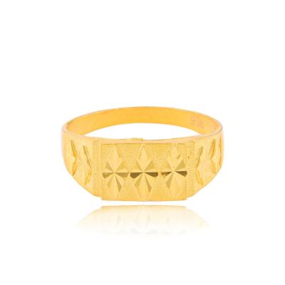 Cina 18kt Gold Wedding Ring: Where Luxury Meets Lasting Love in vendita