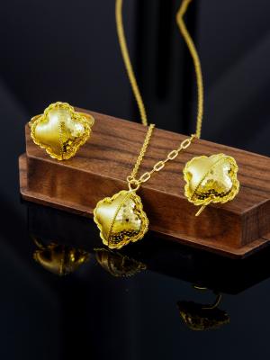 China Four-leaf clover pendant 24K gold jewelry. for sale