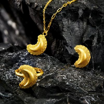 China Christmas gift jewelry 18K gold customized type the moon pendents rings earrings for sale