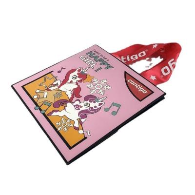 Cina Modello personalizzato Tipo di carta ecologica carta porta regalo imballaggio carta borsa da shopping in vendita
