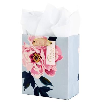 Cina Borsa di carta ripiegabile con logo personalizzato rivestita di fiori realizzata con materiali riciclati in vendita