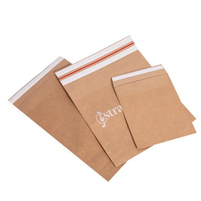 Cina Sacchetti di carta kraft biodegradabili stampati su misura con maniglia per la cottura del caffè in vendita