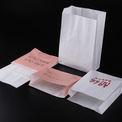Cina Sacchetto di carta kraft impermeabile per pane da forno con stampa in gravura e finestra di plastica in vendita