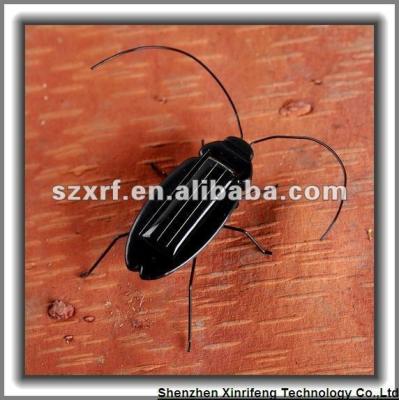 China Solar Robotic Bug Toys Cockroach Solar Plastic Cockroach Toy for sale