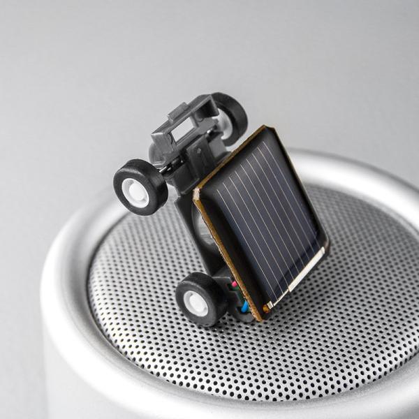 Quality Black Colored Novel Mini Solar Car Toys Small Juguetes Novedosos Customized Logo for sale