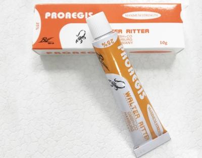 中国 Puncture Nozzle 10g Painless Tattoo Cream No Pain Topical Anesthetic Cream 販売のため