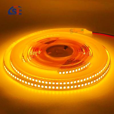 China 3 DC12V SMD2835 Electroplate PCB 240Ds 8mm Ra 80 2700K LED Light Strip for Residential for sale