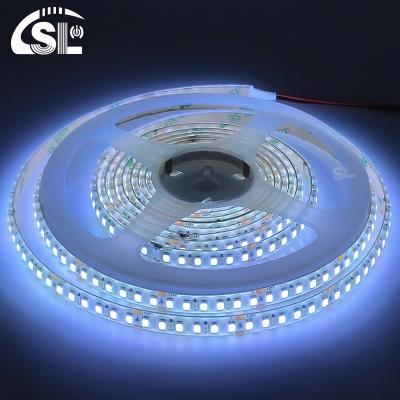 Cina Lunga durata di vita Lumina a striscia LED impermeabile con larghezza di 8 mm e temperatura del colore di 12000K in vendita