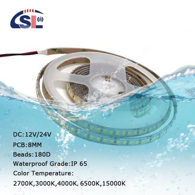 Cina Lunga durata di vita Lumina a striscia LED impermeabile con larghezza di 8 mm e temperatura del colore di 12000K in vendita