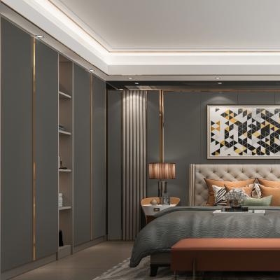 Cina MJMHD CYLD-009 Modern Shaker Style Wardrobe Door 22mm ENF Grade PVC Wrapped Panel w/ Aluminum Frame Custom Size Grey & Gold Flat Panel Cabinet Door in vendita