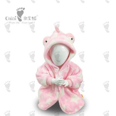 Cina Cappotto per neonato da 33 cm Capispalla per neonato Capispalla per neonato rosa amabile in vendita