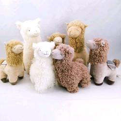 China Creative design Soft fill White alpaca Stuffed toy Popular birthday gift Cute comfortable favorite Stuffed toy en venta