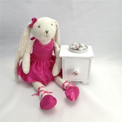 Cina Custom Stuffed Animal Toy Baby Comforter Plush Bunny Wearing Dress ODM OEM in vendita