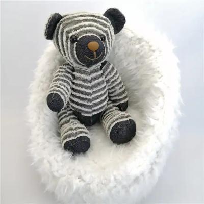 Cina Bello giocattolo di orsacchiotto di peluche, fatto a mano, di tessuto Blue Jean, giocattolo di orsacchiotto. in vendita