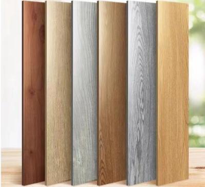 Cina Pavimenti in legno e piastrelle LVT in vinile tipo bordo piatto finitura lucida e opaca in vendita